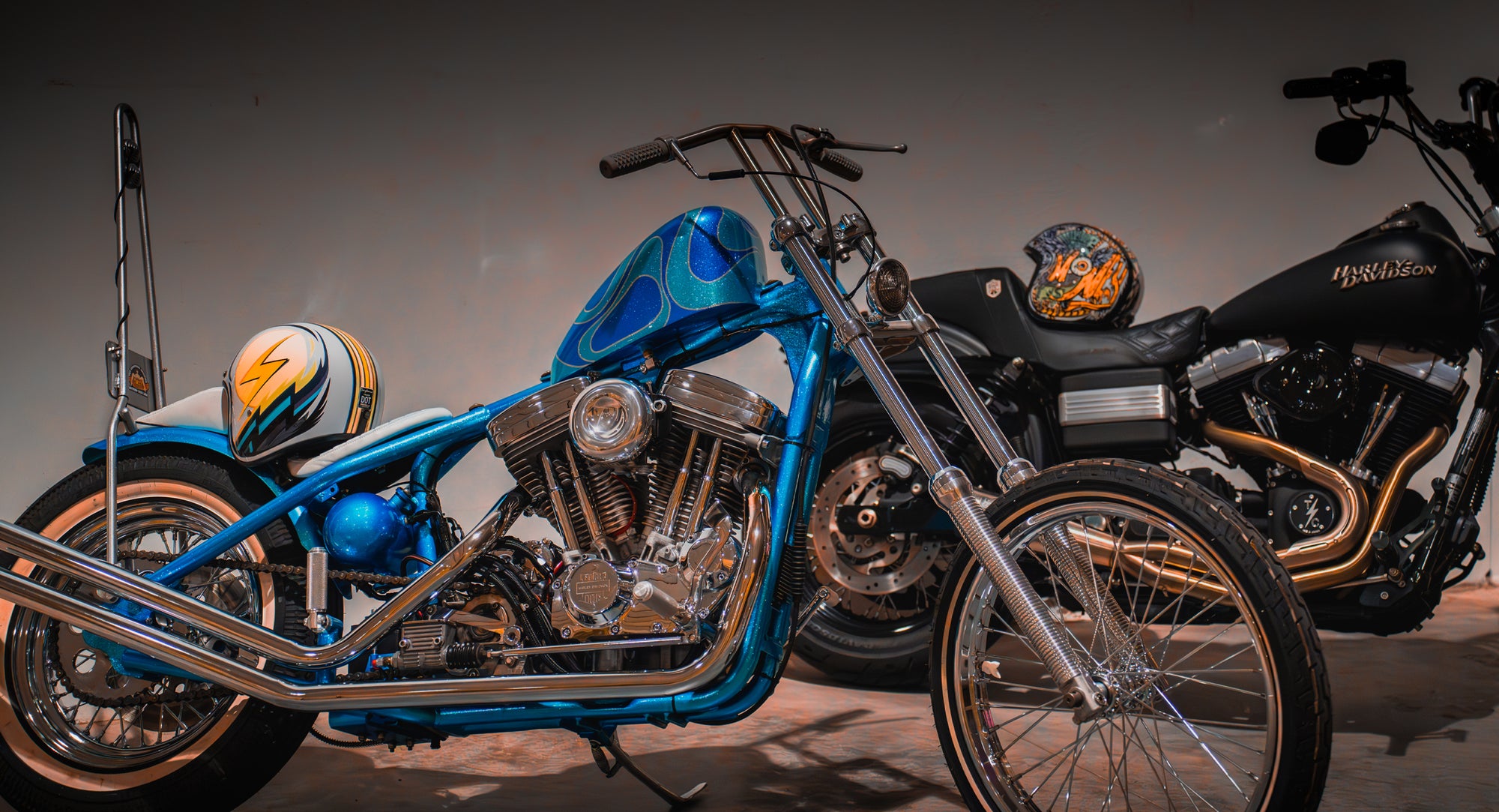 The Choppers (Garage Builds) – Daytona Helmets